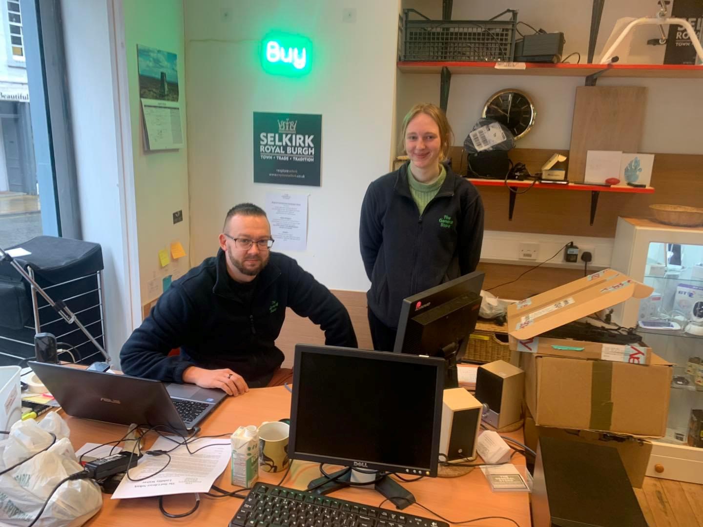 Our digital lending library and free computer clinics | Eildon Housing